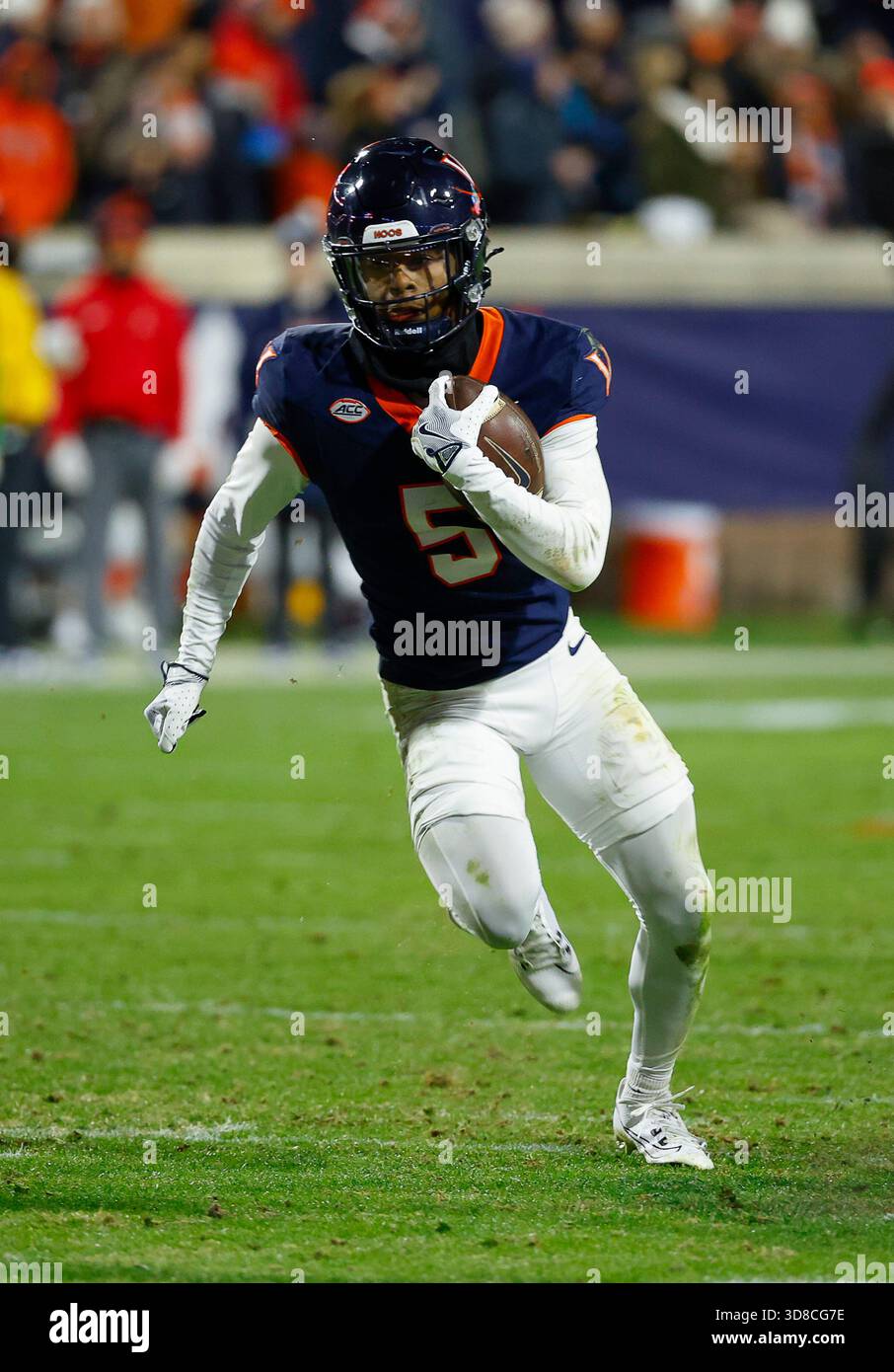 November 29, 2025: Virginia Cavaliers WR #5 Kameron Courtney runs with ...