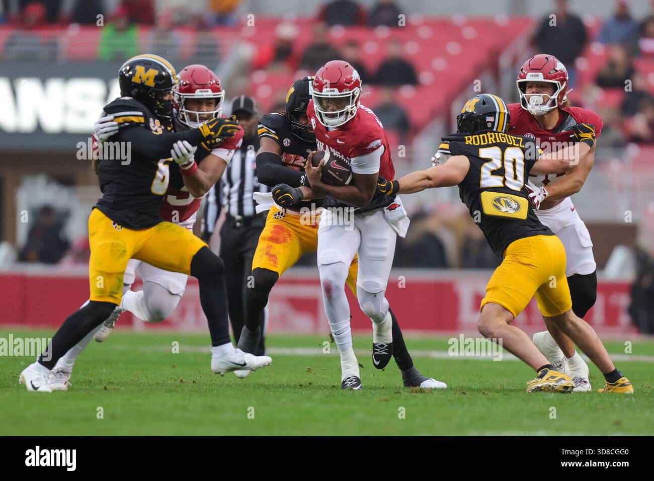 November 29, 2025: Razorback running back Mike Washington Jr. (4) comes ...