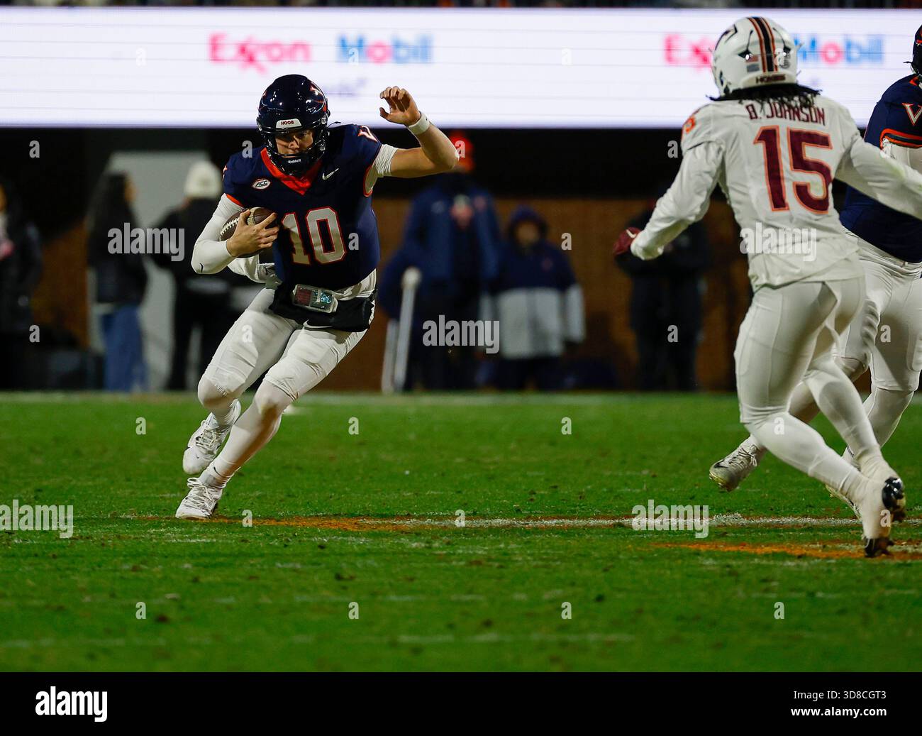 November 29, 2025: Virginia Cavaliers QB #10 Daniel Kaelin runs with ...