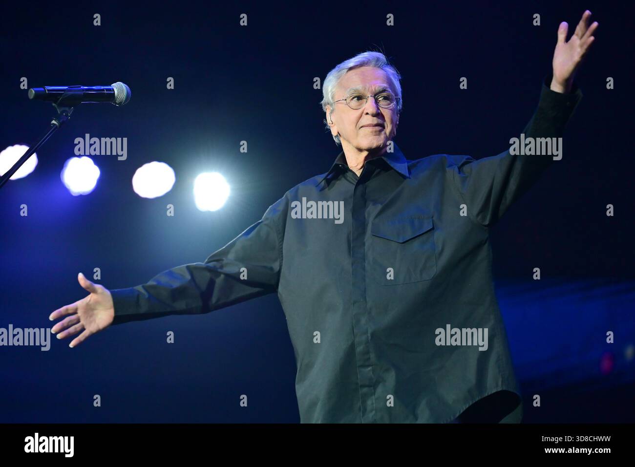 SP - SAO PAULO - 11/29/2025 - SAO PAULO, CAETANO VELOSO - The Bahian ...