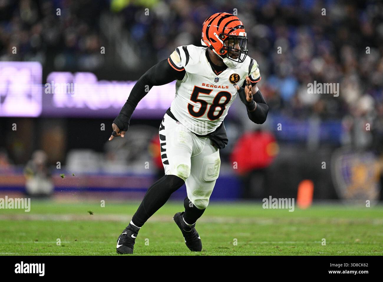 Cincinnati Bengals defensive end Joseph Ossai (58) in action during the ...