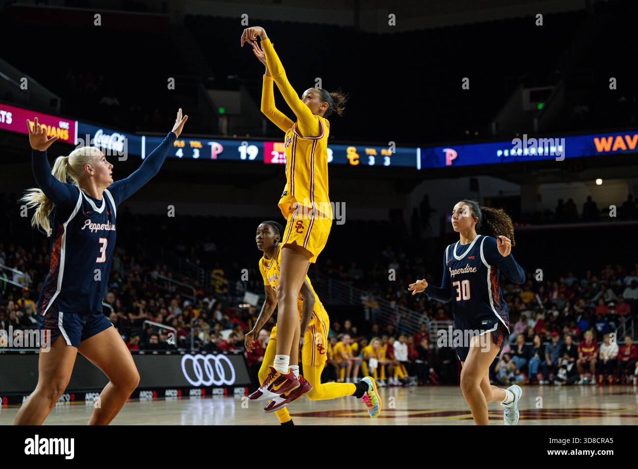 USC Trojans guard Jazzy Davidson (9) shoots during a NCAA women’s ...