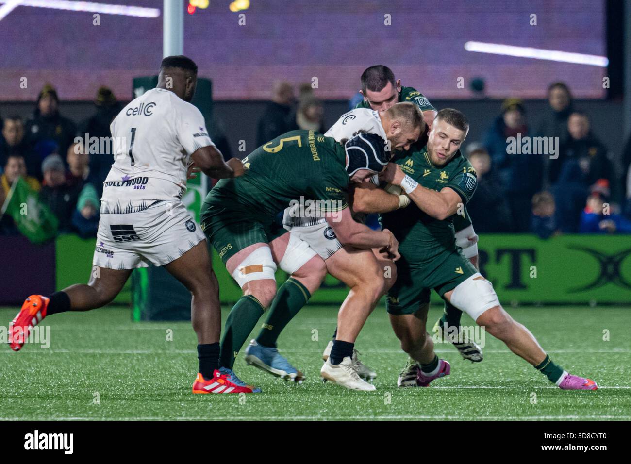 Hanro Jacobs of Sharks tackled by Darragh Murray of Connacht and Sean ...