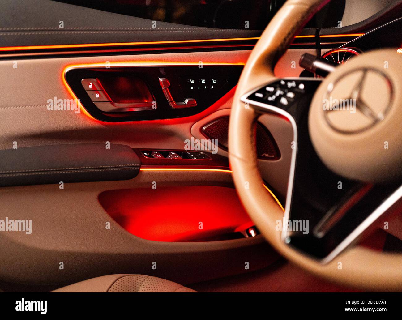 Altshausen Autofotografie, Innenansicht, Mercedes EQS Detailansicht der ...