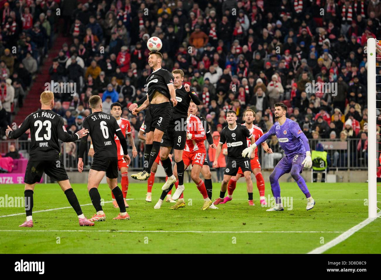 from left: Louis Oppie, James Sands, Luis Diaz (Bayern), Karol Mets ...