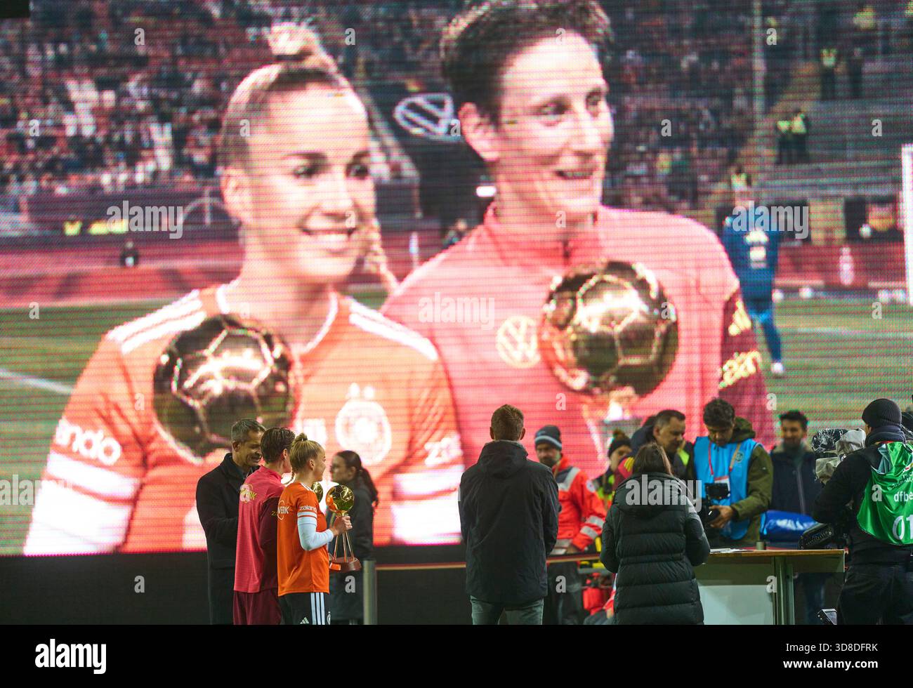 Ann-Katrin Berger of Germany Giulia Gwinn of Germany honored as Women s ...