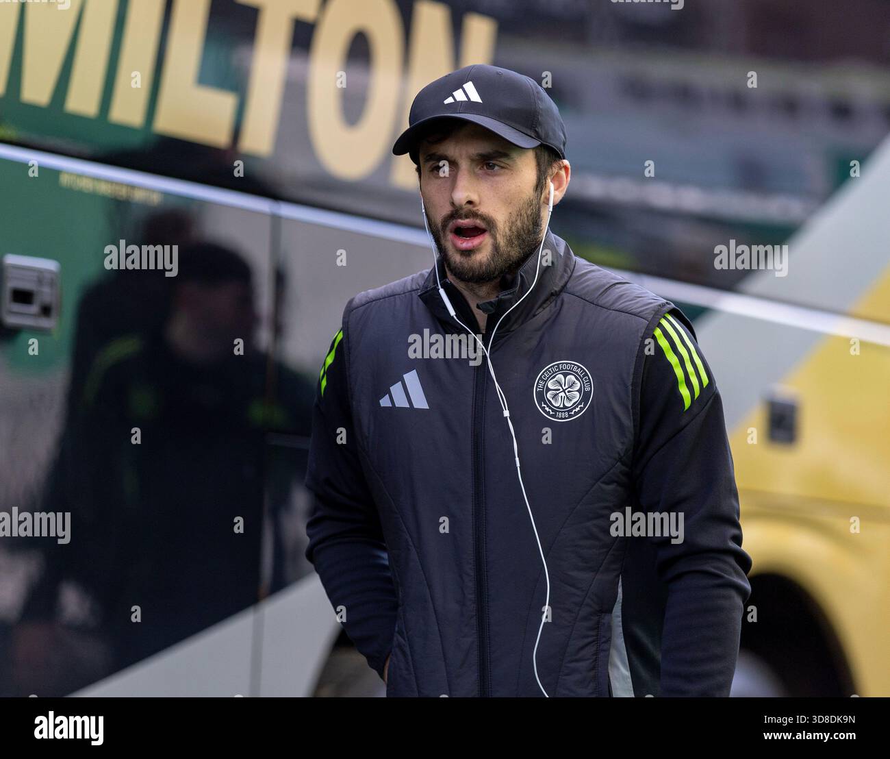 30th November 2025; Easter Road, Edinburgh, Scotland: Scottish Premiership Football, Hibernian ...