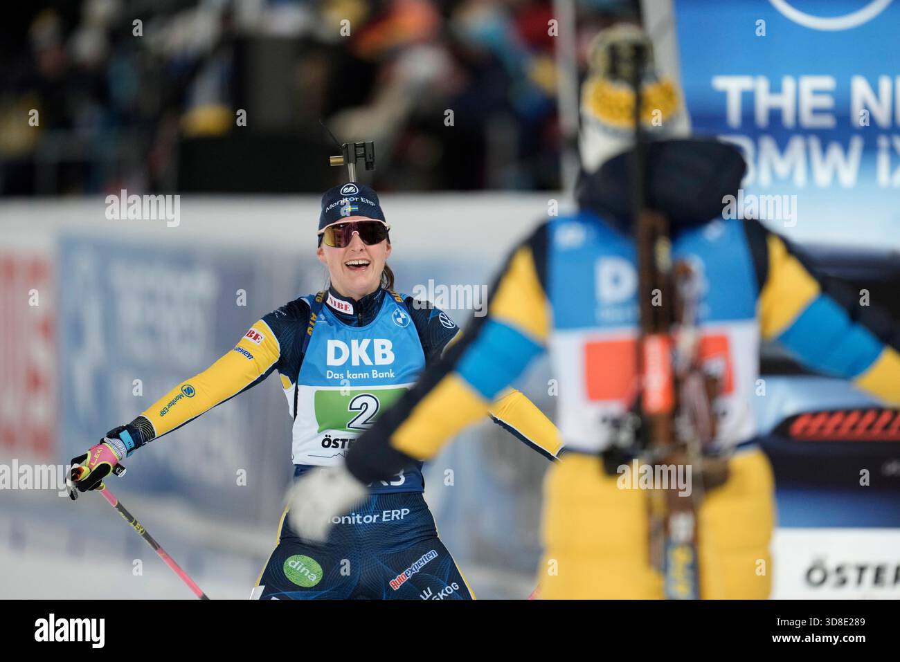 Sweden's Ella Halvarsson and Sebastian Samuelsson win the single mixed ...