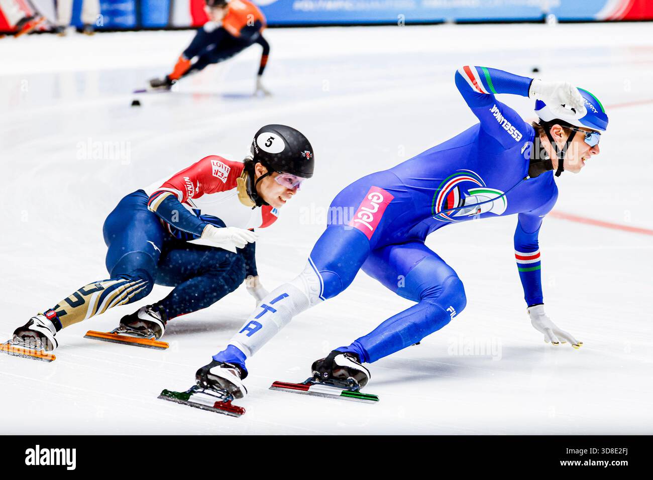 Thomas Nadalini of Italy competing on the Men’s 1000m Quarter-Final on ...