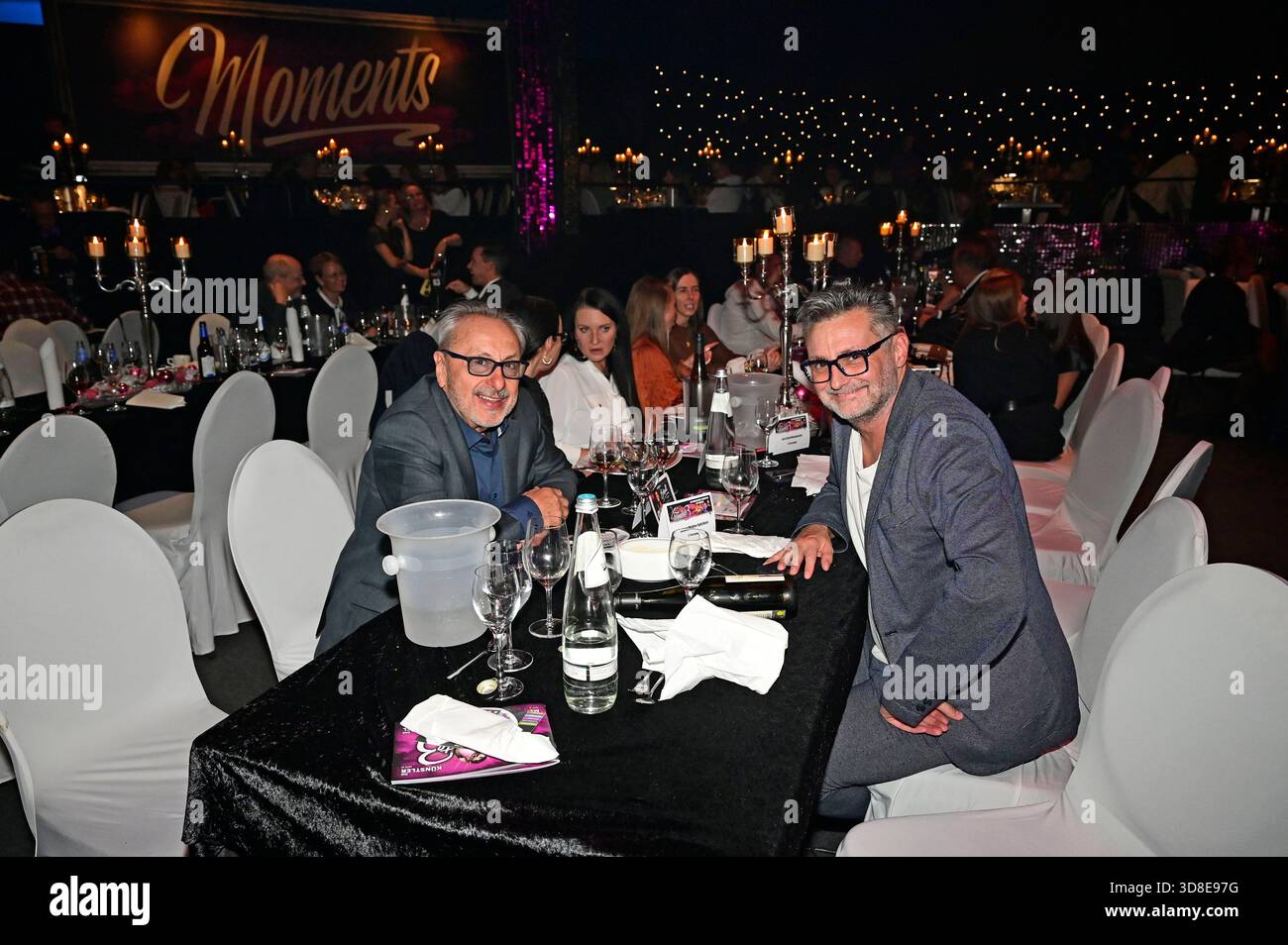 Wolfgang Stumph and Rodney Aust at the premiere of the Dinner Show ...