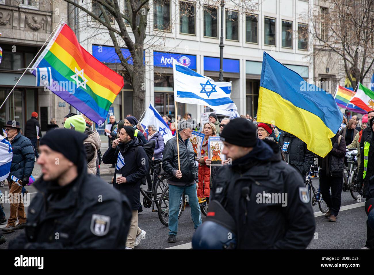 On a cold, overcast Sunday, November 30, 2025, pro-Israel demonstrators ...