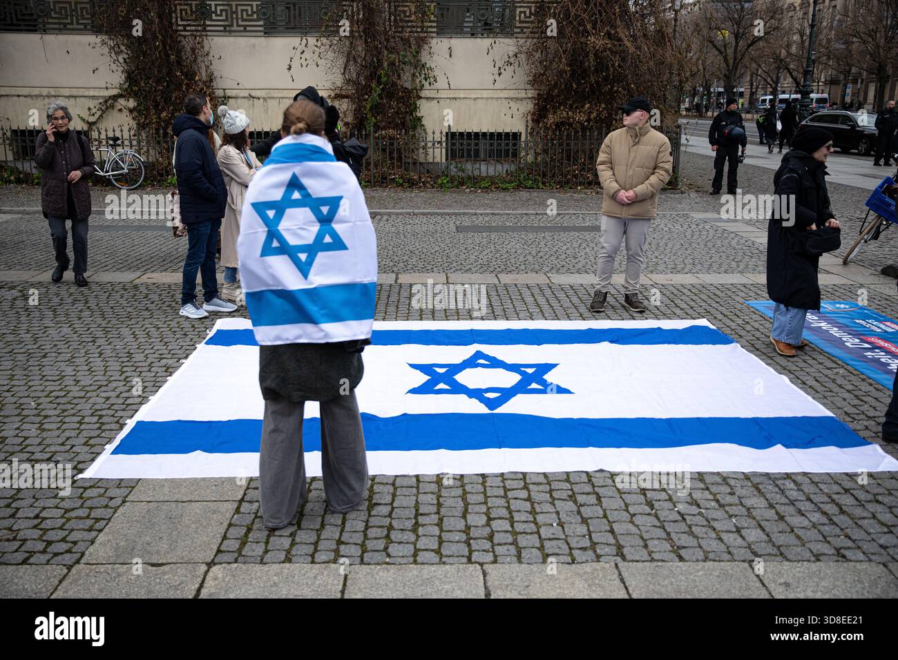 On a cold, overcast Sunday, November 30, 2025, pro-Israel demonstrators ...