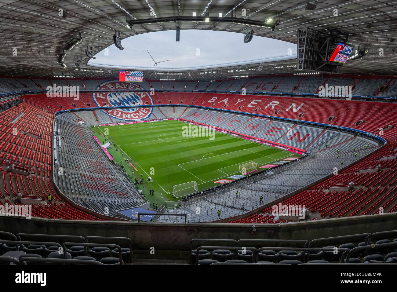 Stadium overview with view of the field [pitch] / the grass, the North ...