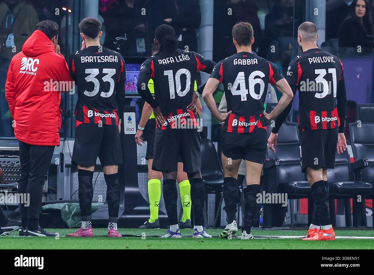 Referee Giuseppe Collu at VAR checking during Serie A 2025/26 football ...