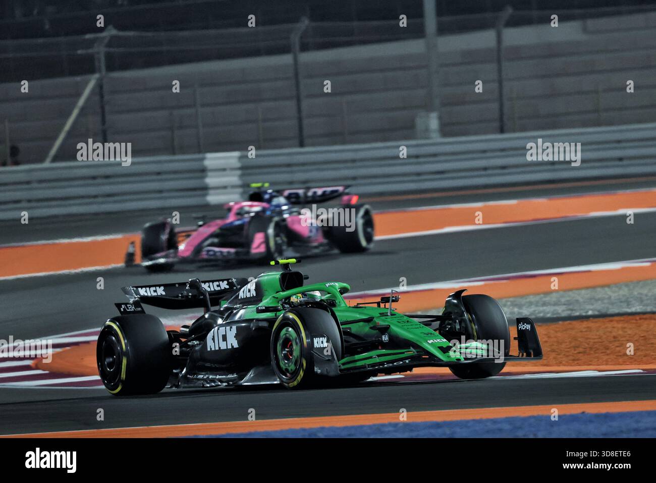 Gabriel Bortoleto (BRA) Sauber C45. 30.11.2025. Formula 1 World Championship, Rd 23, Qatar Grand ...