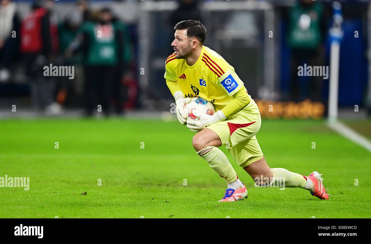 Goalkeeper Daniel Heuer Fernandes (HSV Hamburg) Hamburg, November 30 ...