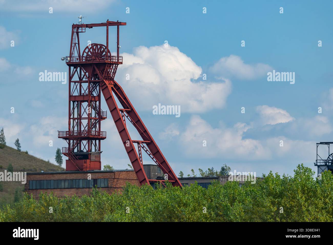 Red mine headframe structure hi-res stock photography and images - Alamy