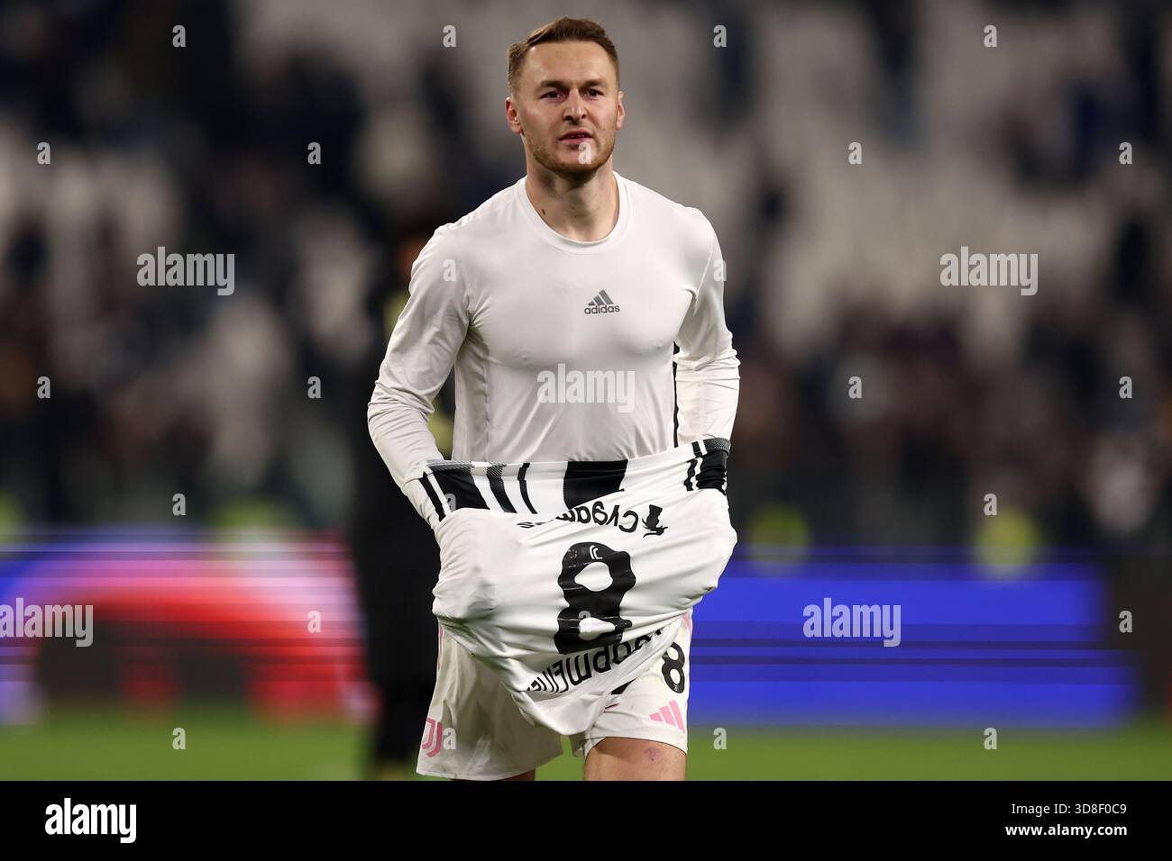 Teun Koopmeiners of Juventus Fc takes off his shirt at the end of the ...