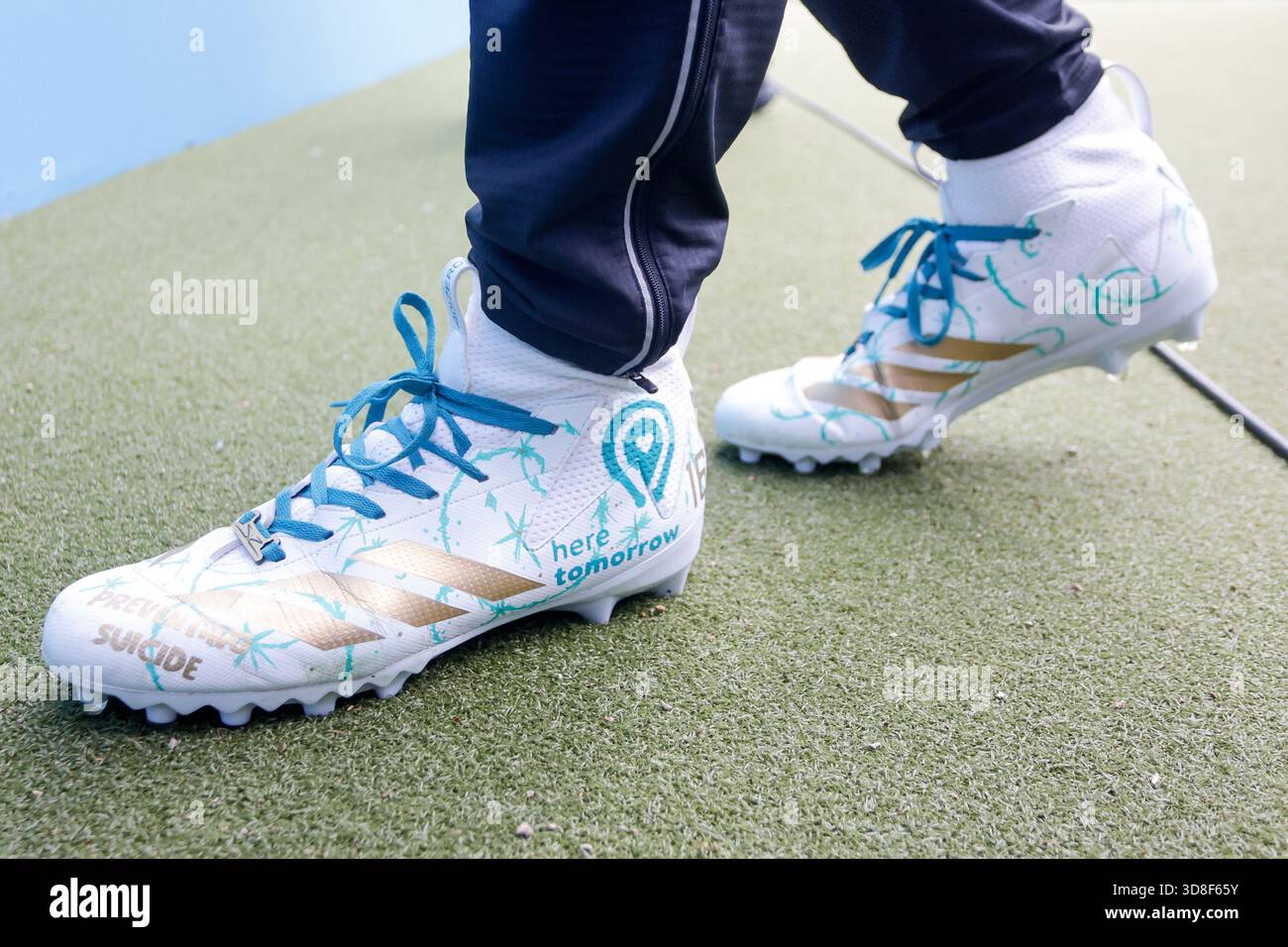 A detail view of the cleats worn by Jacksonville Jaguars quarterback ...