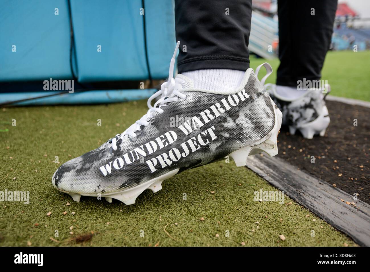 A detail view of the cleats worn by Jacksonville Jaguars linebacker ...