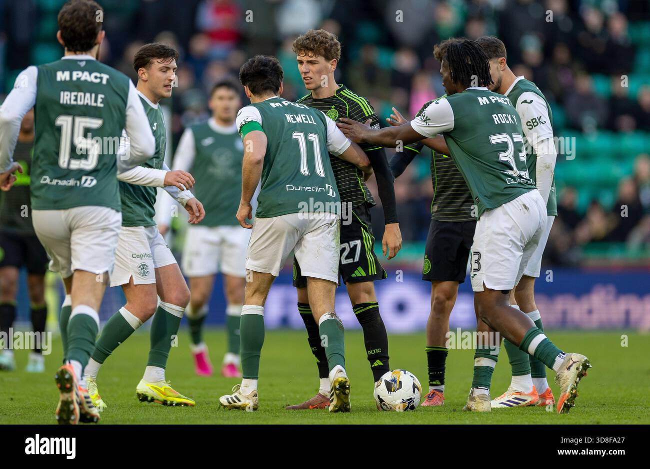 30th November 2025; Easter Road, Edinburgh, Scotland: Scottish Premiership Football, Hibernian ...