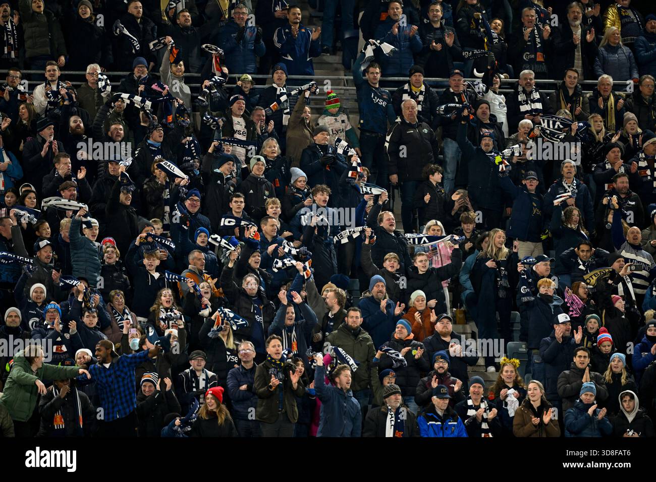 Stavanger 20251130. Audience during the elite football match between ...