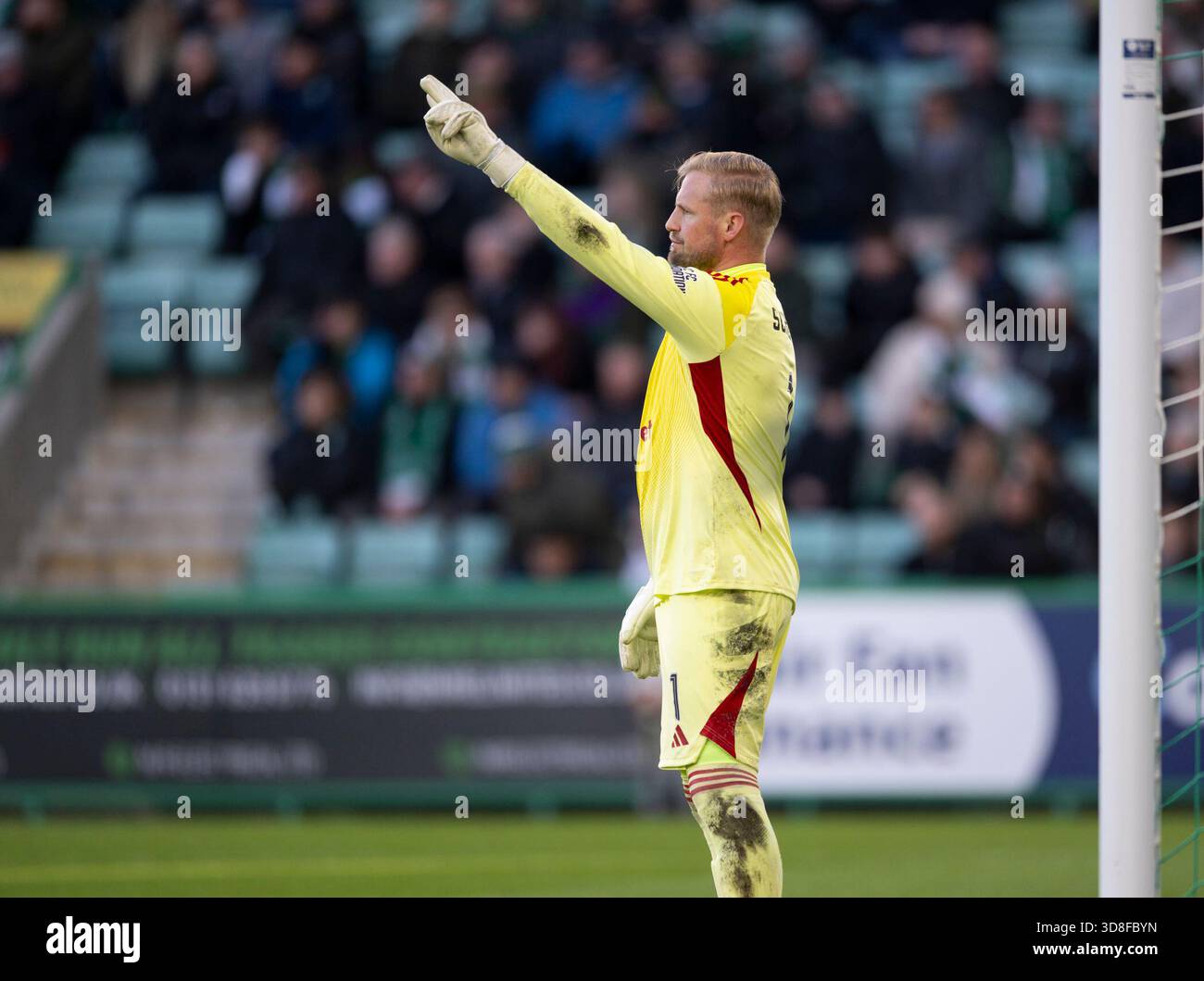 Scottish Premiership - Hibernian FC v Celtic FC 30/11/2025 Celtic ...