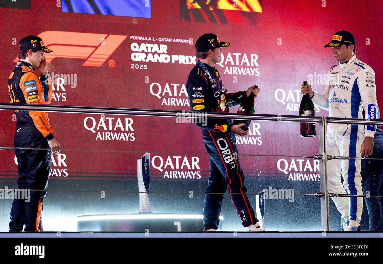 DOHA - (from left to right) Oscar Piastri (McLaren), Max Verstappen ...