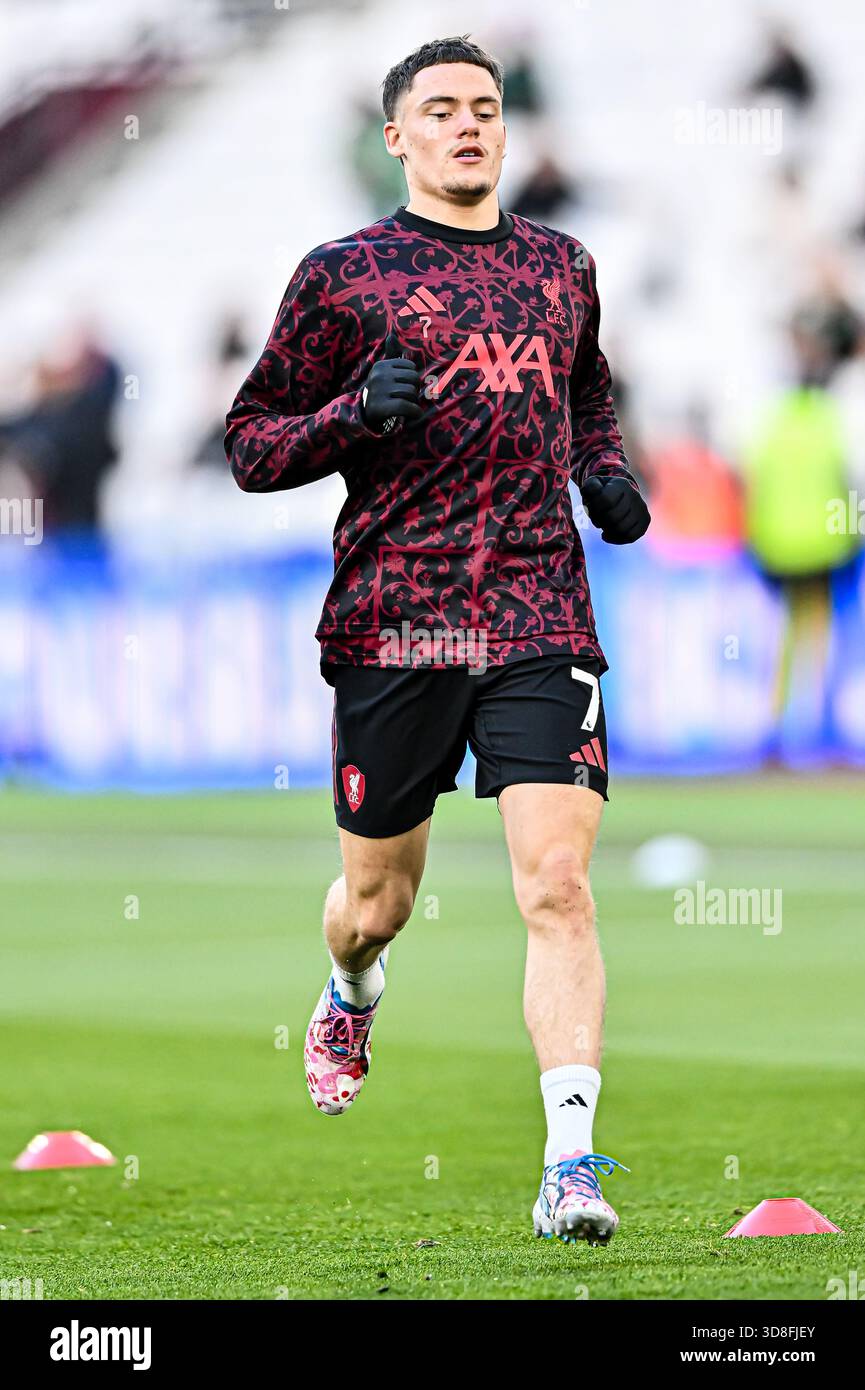 Florian Wirtz (7 Liverpool) warms up prior to during the Premier League ...