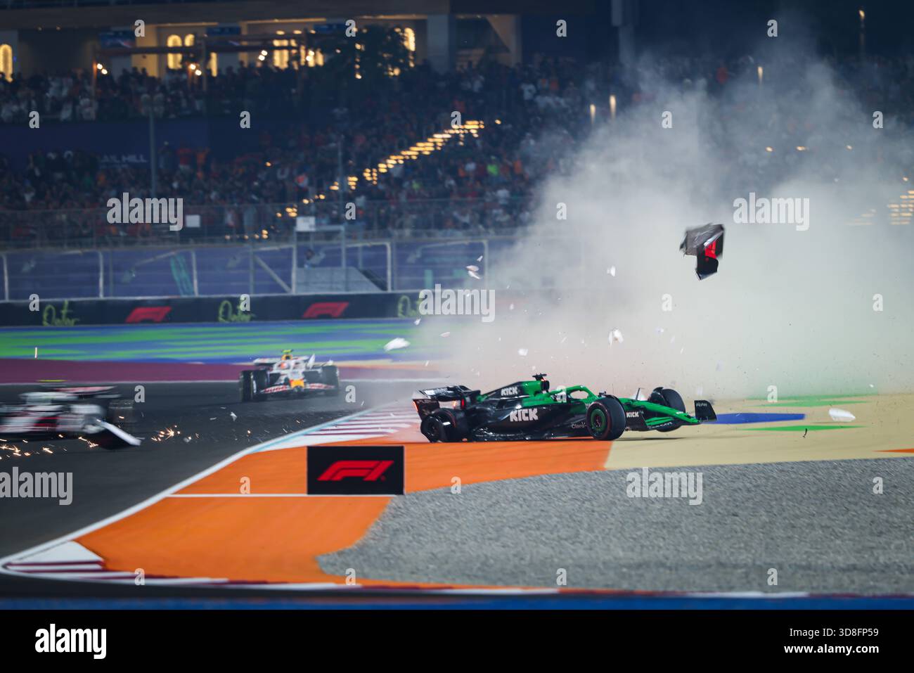crash, accident, 27 HULKENBERG Nico (ger), Stake F1 Team Kick C45 ...