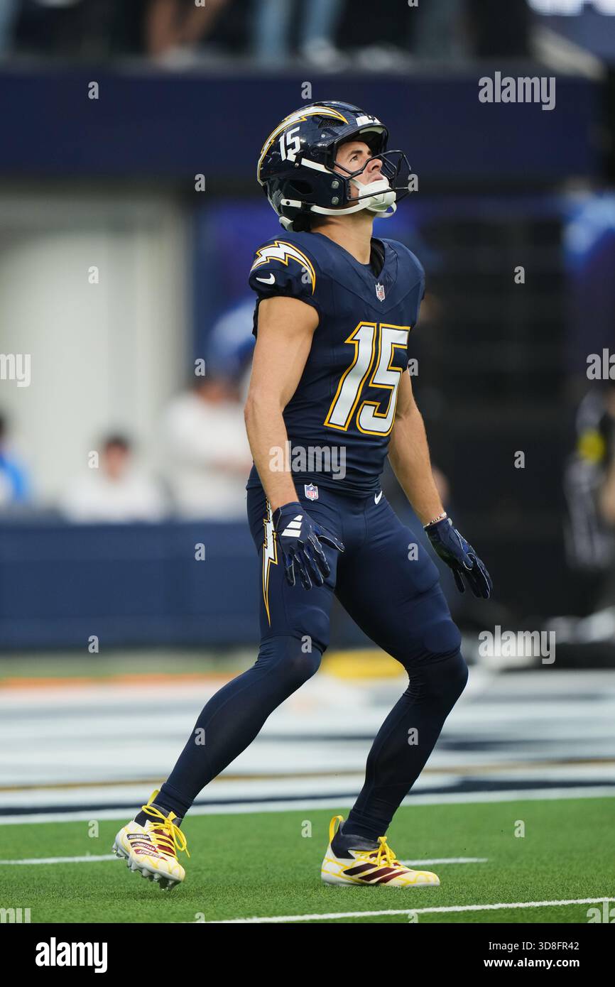 Los Angeles Chargers wide receiver Ladd McConkey warms up before an NFL ...