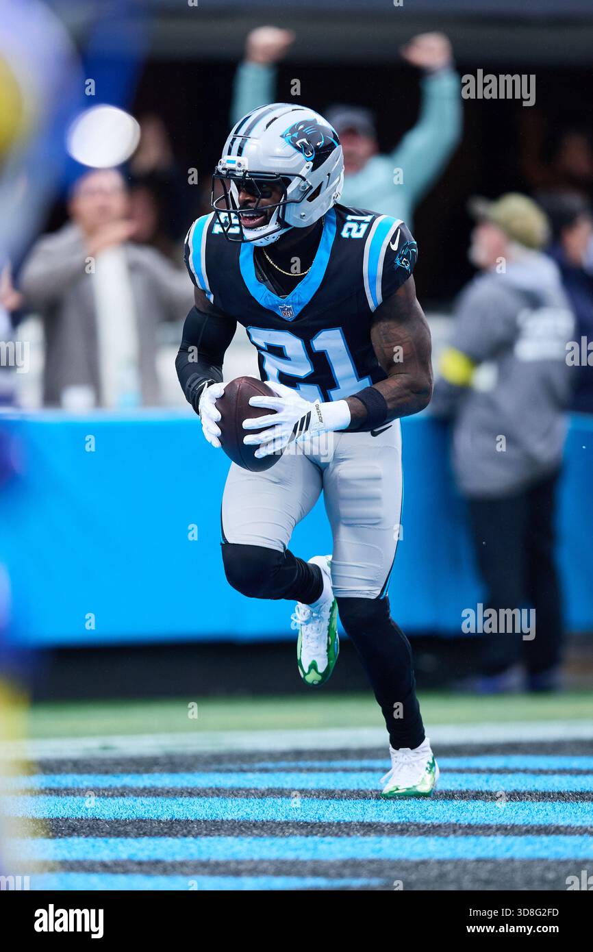 Carolina Panthers safety Nick Scott (21) intercepts a pass in the ...