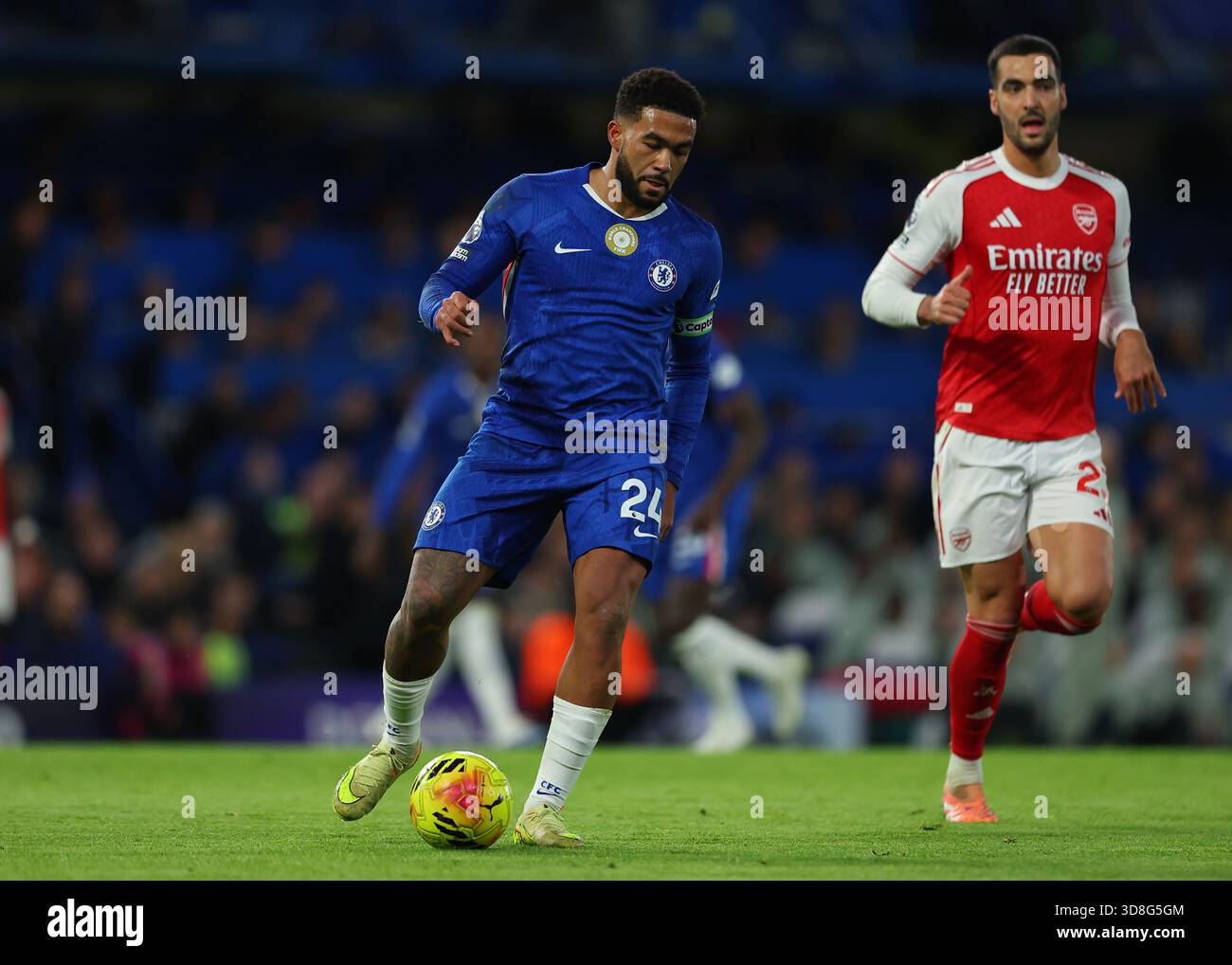 30th November 2025; Stamford Bridge, Chelsea, London, England: Premier League Football, Chelsea ...