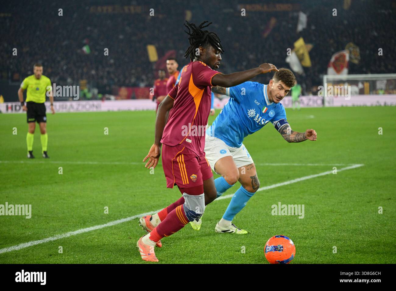 Olimpico Stadium, Rome, Italy - Manu Kone of AS Roma under pressure ...