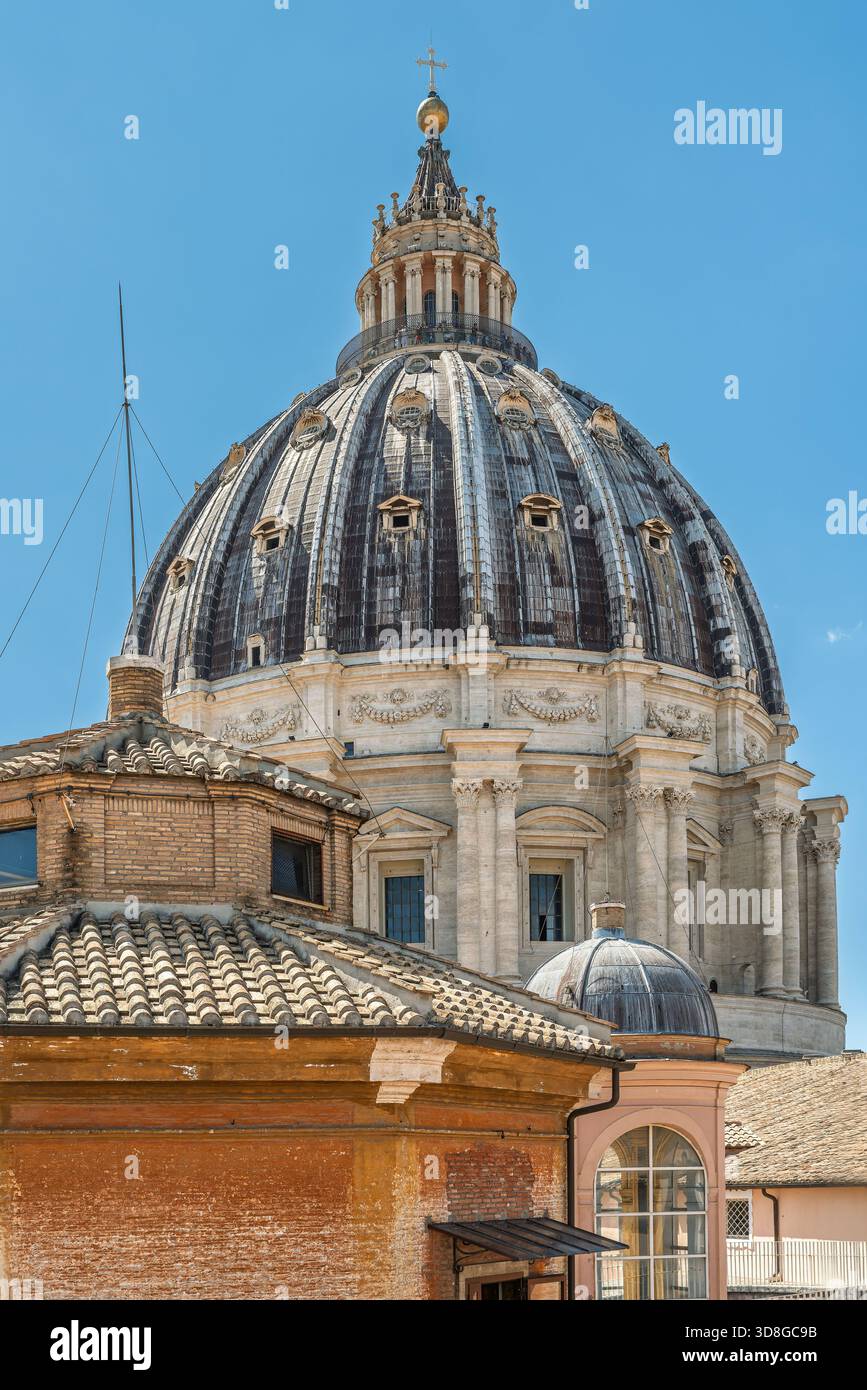 Vatican - Vatican City - St Peters Basilica - Main dome towering above ...