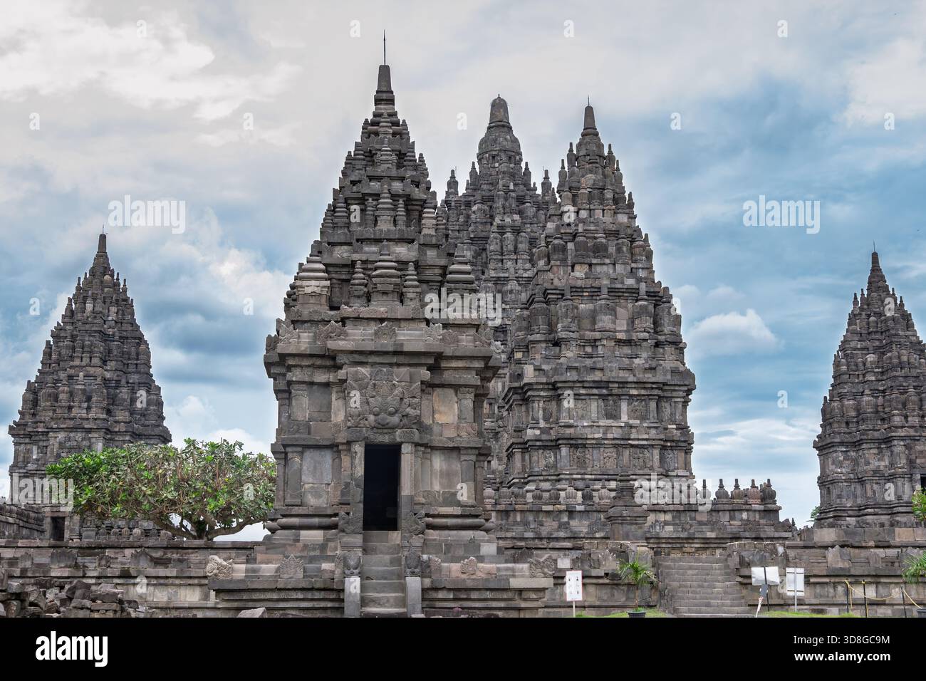 Yogyakarta Indonesia 12 11 2025 – the Prambanan Temple complex, a ...