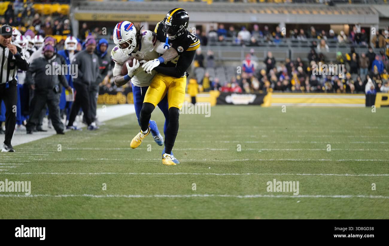 Nov 30, 2025: James Cook III #4 during the Pittsburgh Steelers vs ...