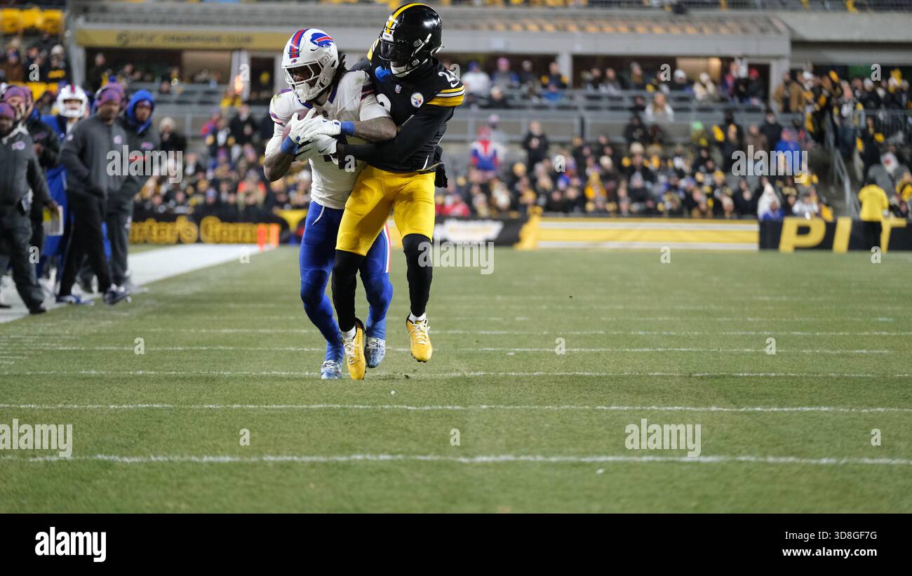 Nov 30, 2025: James Cook III #4 during the Pittsburgh Steelers vs ...