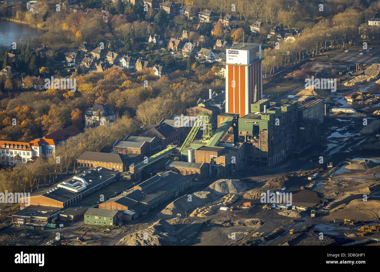 Friedrich Heinrich colliery, former coal mine, West mine, mining tower ...
