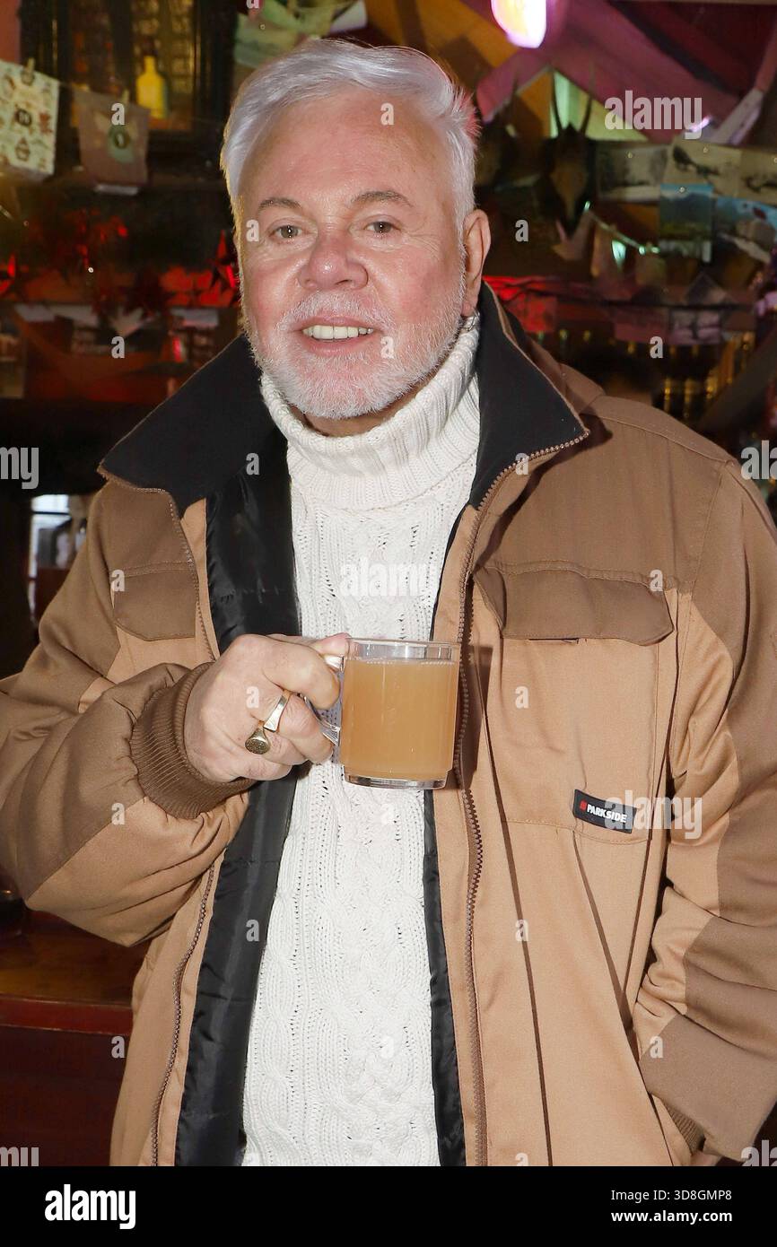 Besuch beim Barmbeker Weihnachtsmarkt Taco Ockerse, Taco Ockerse ...