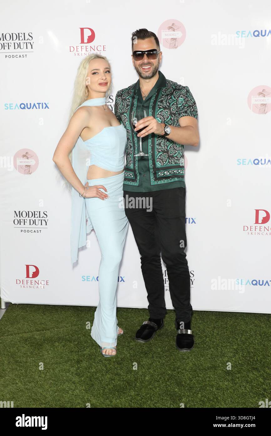 Sydney, Australia. 30th November 2025. Models Aprille Love and ...