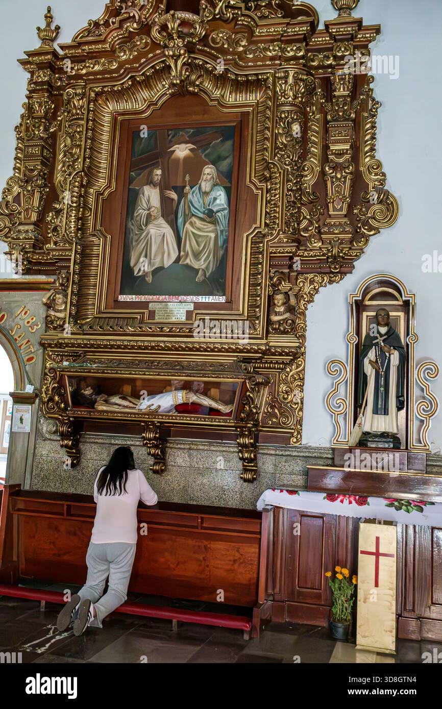 Coyoacan parroquia de san juan bautista hi-res stock photography and ...