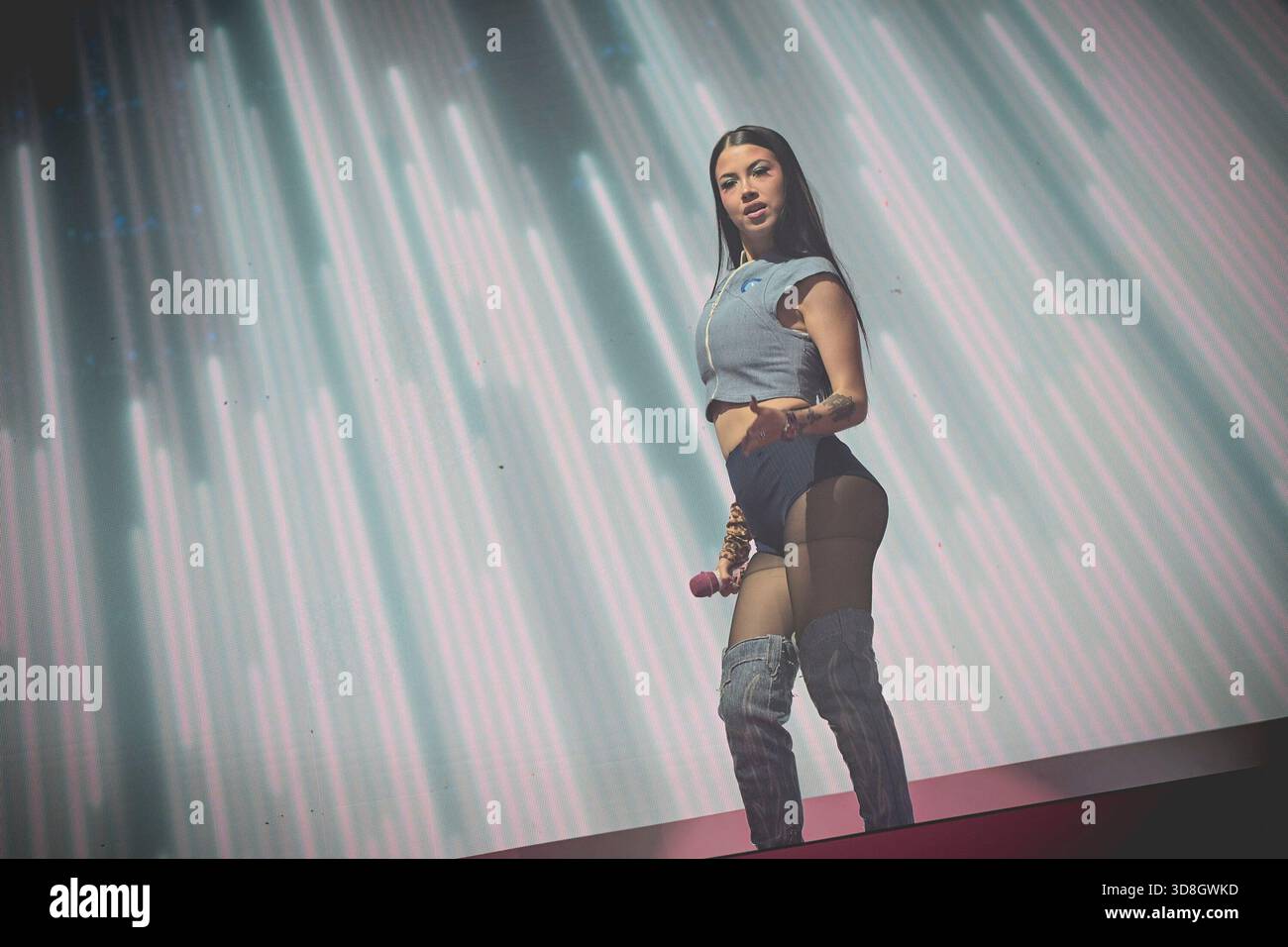 Vera baddie tour hi-res stock photography and images - Alamy