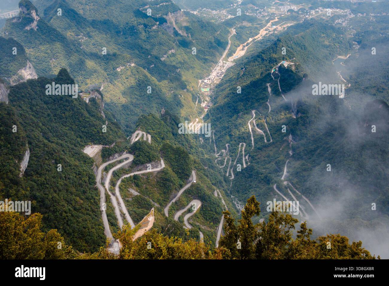 View of the 99 bends winding road to Tianmen Mountain in Zhangjiajie ...