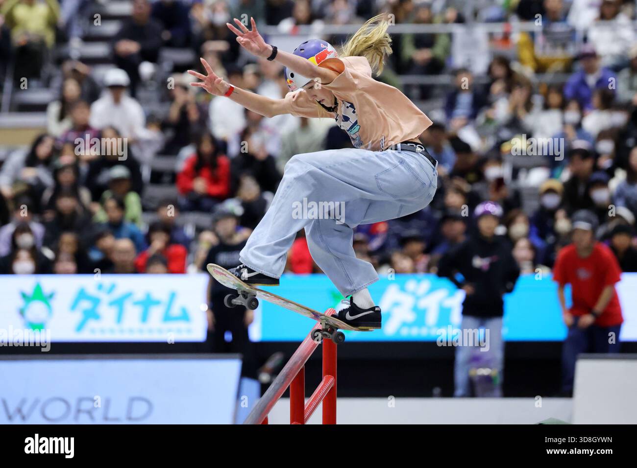 Chloe Covell (AUS), NOVEMBER 30, 2025 - Skateboarding : World ...