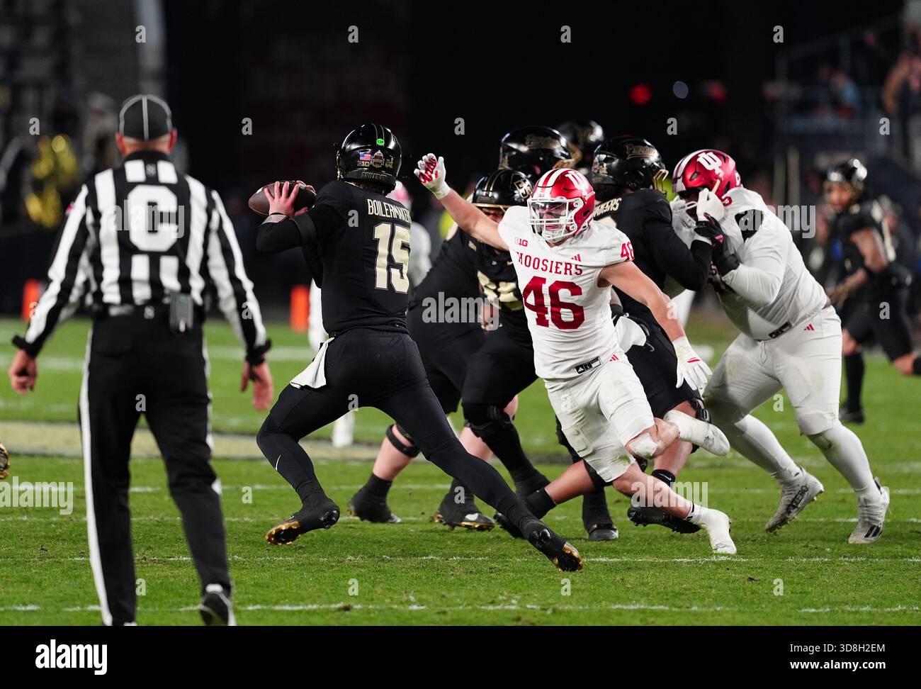West Lafayette, IN USA: Indiana Hoosiers linebacker Isaiah Jones (46 ...