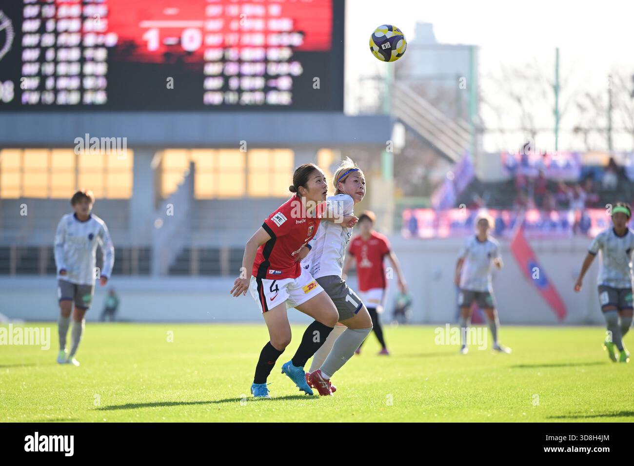 (L-R) Wakaba Goto (Reds Ladies), Mayu Otake (Nojima Stellas), NOVEMBER 30, 2025 - Football ...
