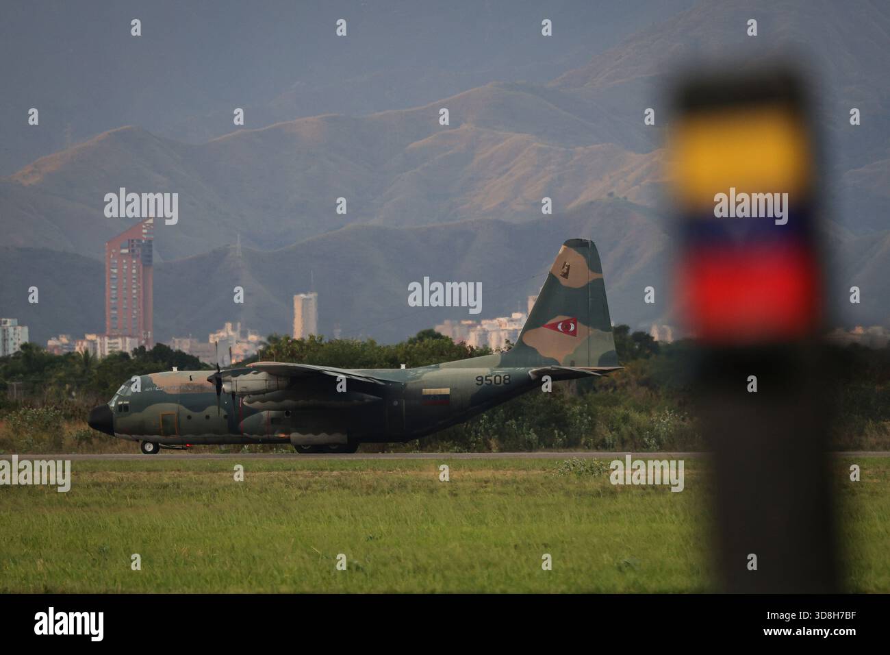 Exposicion de aviacion industrial hi-res stock photography and images ...