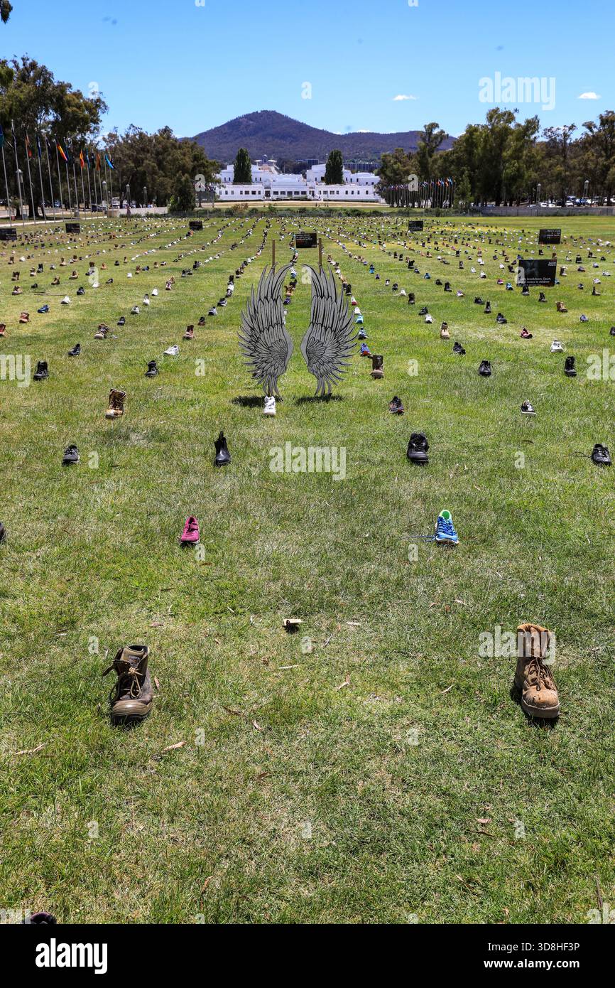 Suicide initiative hi-res stock photography and images - Alamy