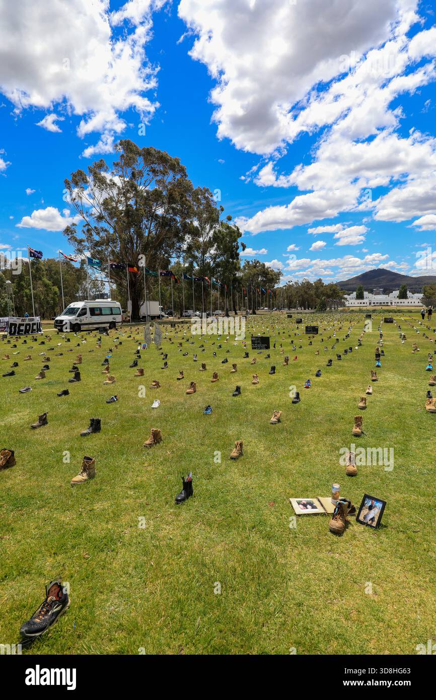 Zero Suicide Awareness display in Canberra Stock Photo - Alamy